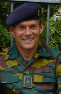 Brigadegeneraal b.d. Van Impe: ‘Een grote beer vang je met grote ...